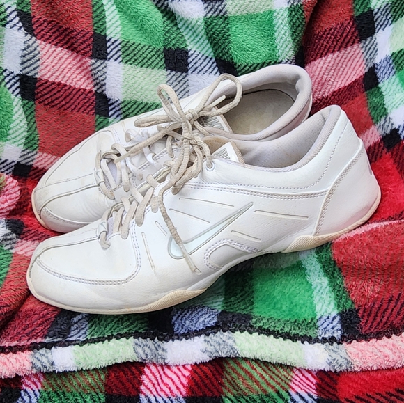 Nike | Shoes | Nike Air Mix Down 2 Sneakers | Poshmark